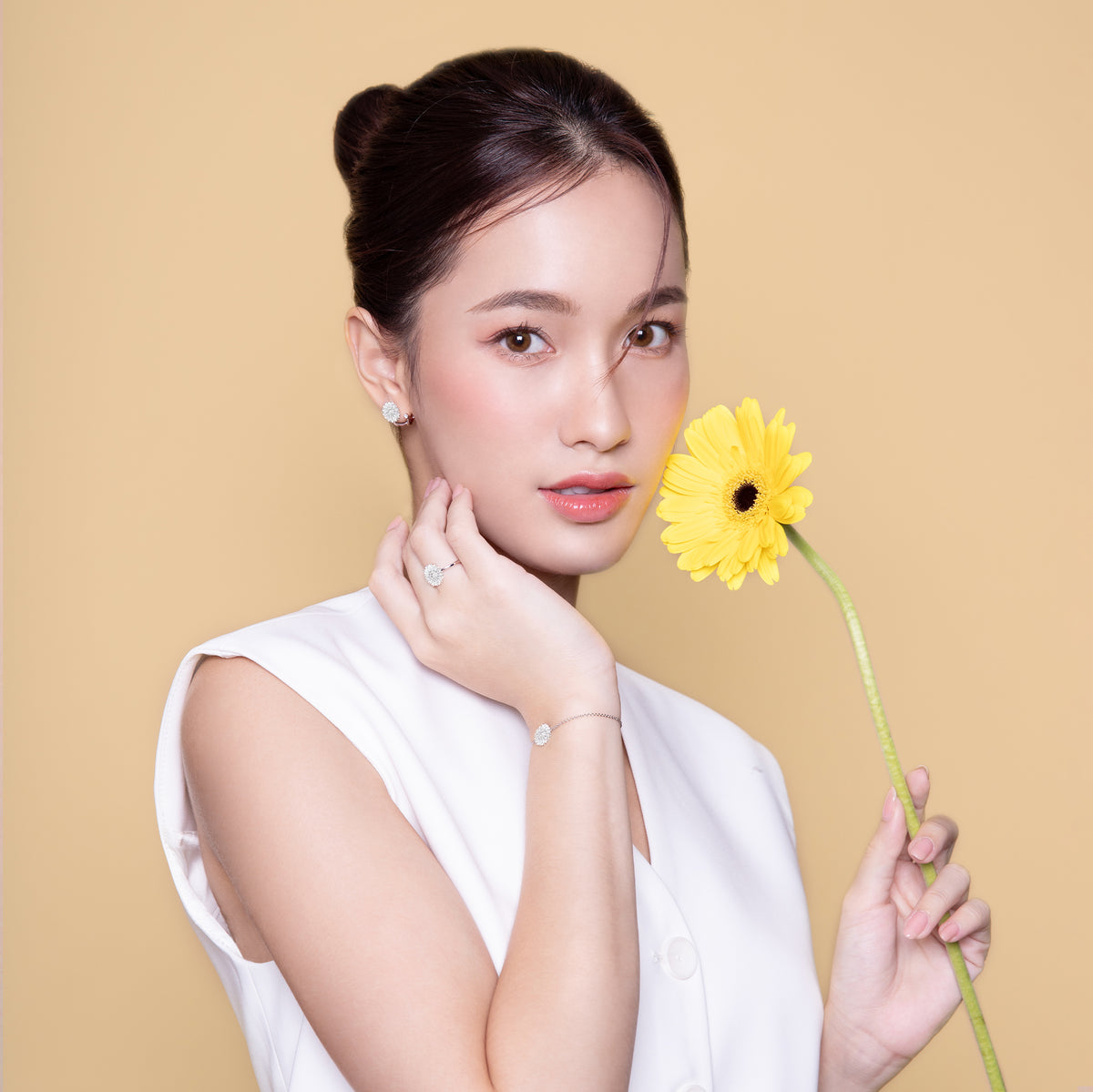 Merii : The finest cubic zirconia silver jewelry – MeriiTH